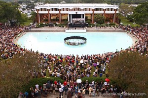 Photos: Spirit Splash — KnightNews.com