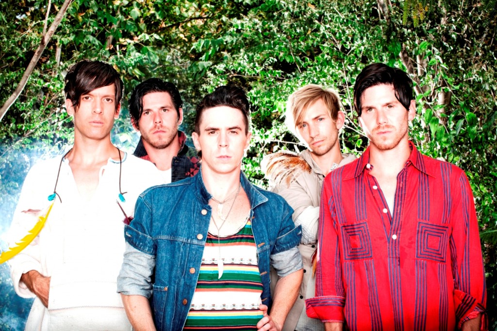 Derek Mount of Family Force 5 Talks About Life on Tour — KnightNews.com