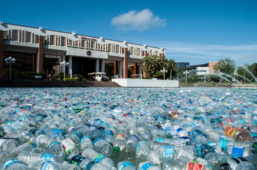 UCF Fills Reflecting Pond With 250K Water Bottles For 'Reflect on ...