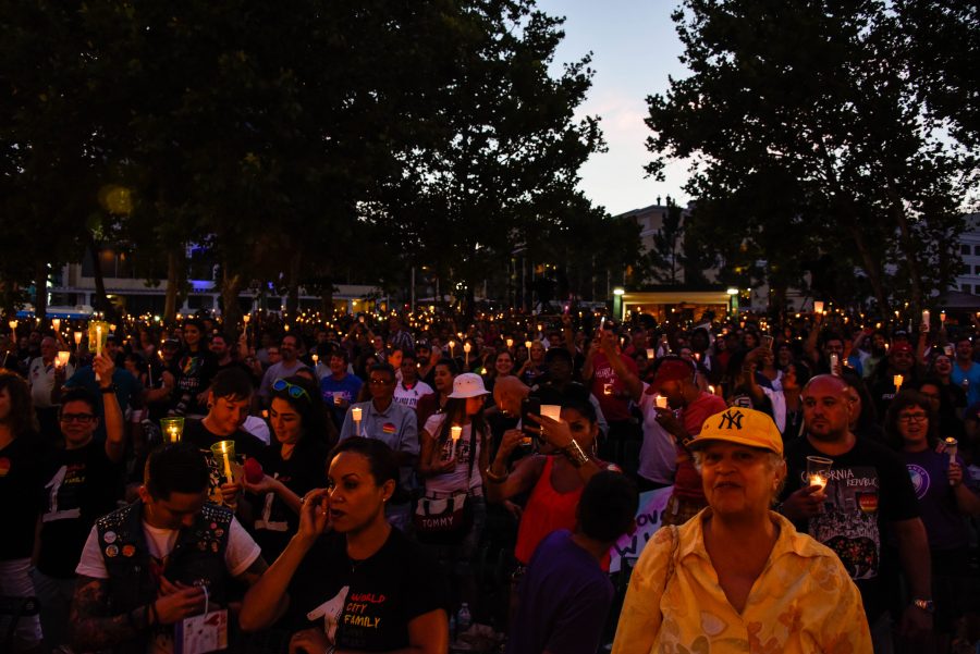Lake Eola Pulse Vigil: Photo Gallery — KnightNews.com