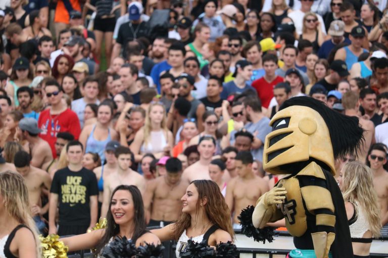 UCF Homecoming Spirit Splash Photos — KnightNews.com