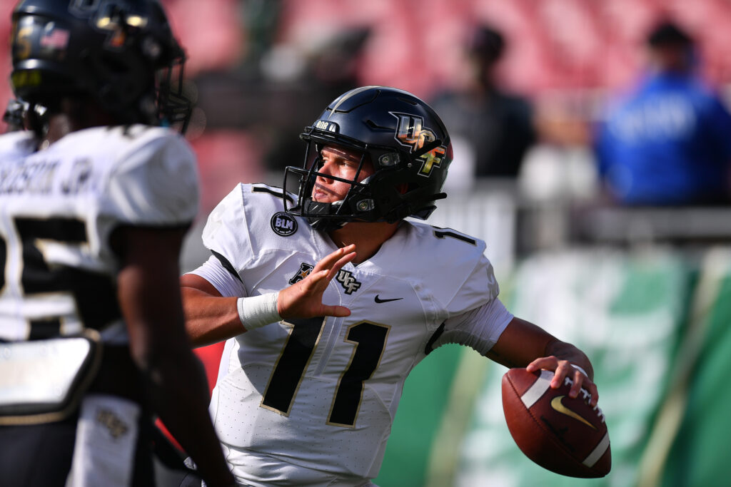 UCF defeats USF, secures 4th straight War on I-4 trophy — KnightNews.com