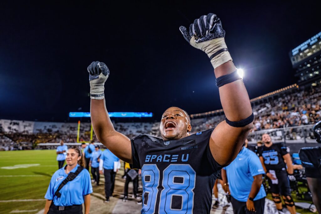 UCF “Citronauts” offense takes off in rout of Temple for Space Game ...