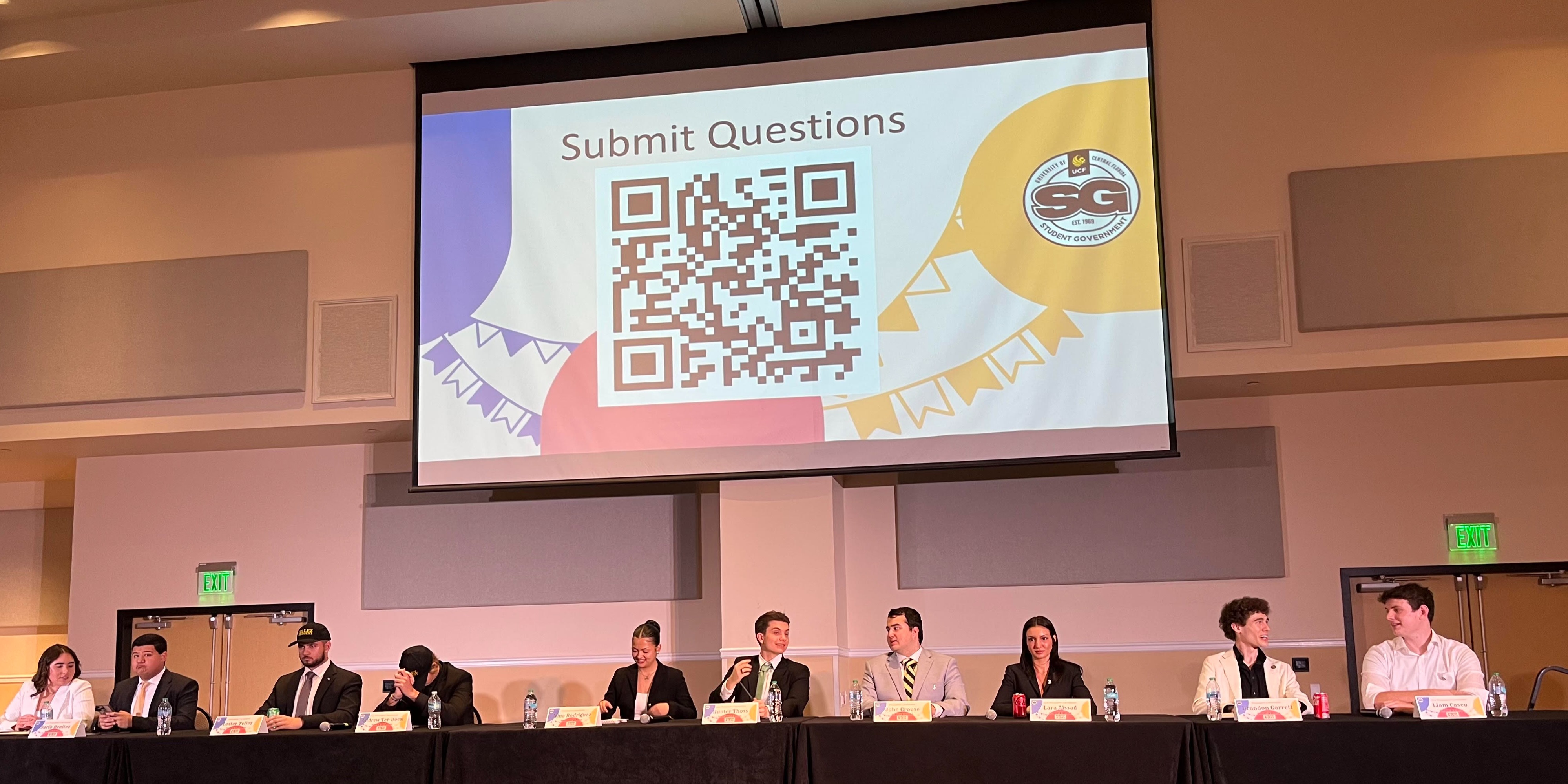 UCF Student Government Presidential Debate Draws Large Crowd ...
